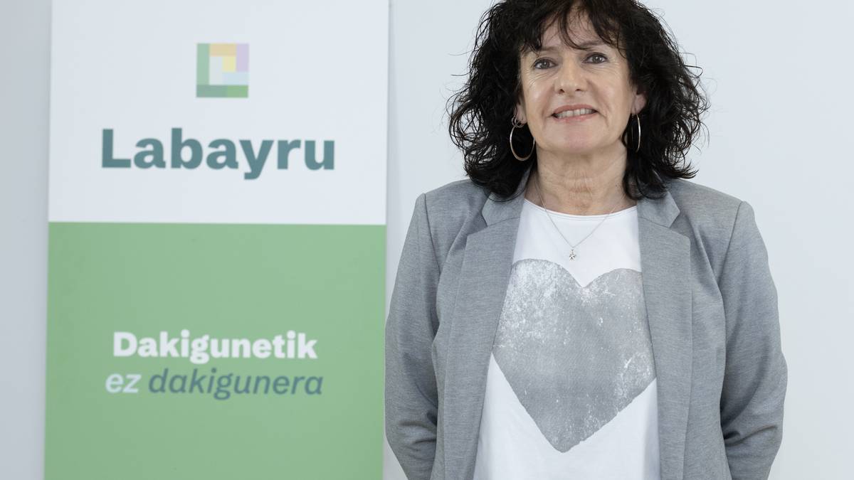 Akaitze Kamiruaga Garitaonandia: "Herriko memoriaren atal bat ...